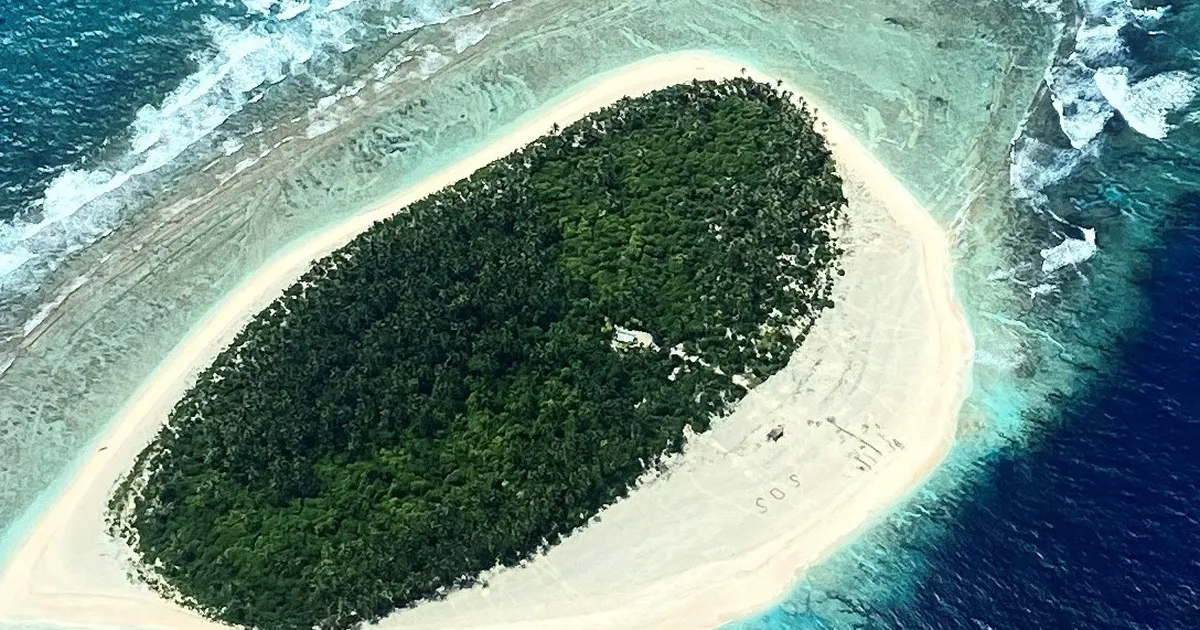 VIDEO Merehädalised päästeti pisikeselt atollilt tänu nende leidlikkusele