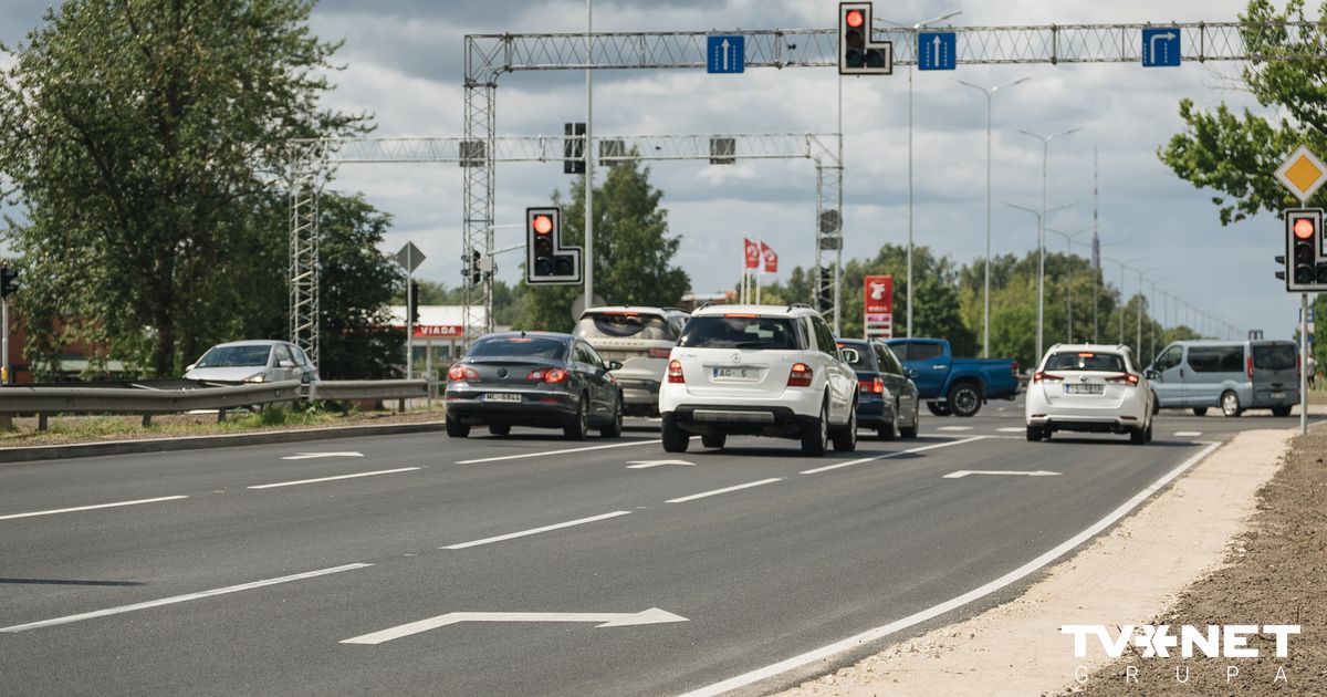 FOTO Rīgā noslēgušies Maskavas un Krustpils ielas krustojuma pārbūves darbi