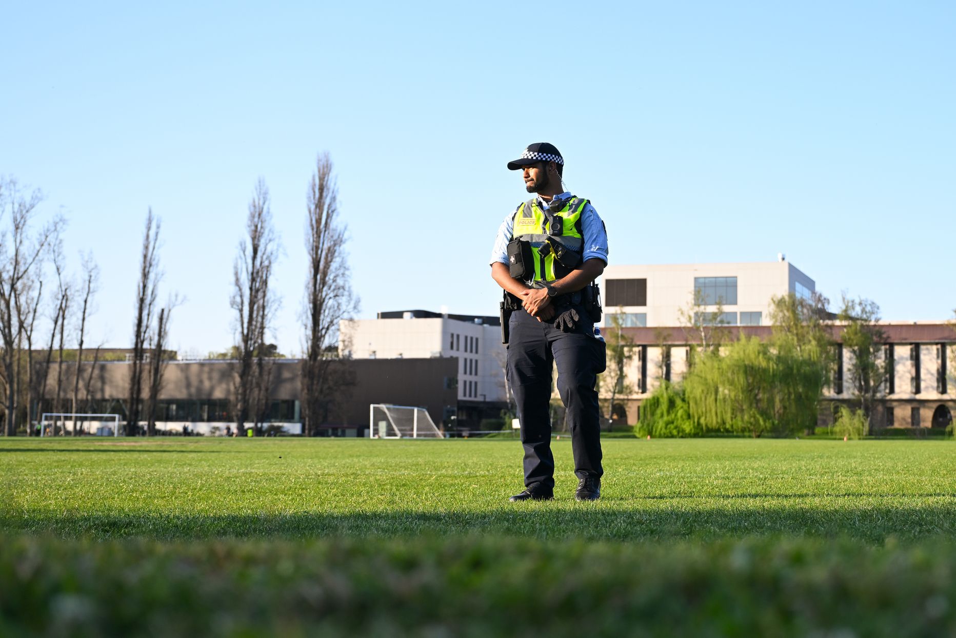 Mīlas dēkas dēļ austrālietis inscenē savu nolaupīšanu. Policija ...
