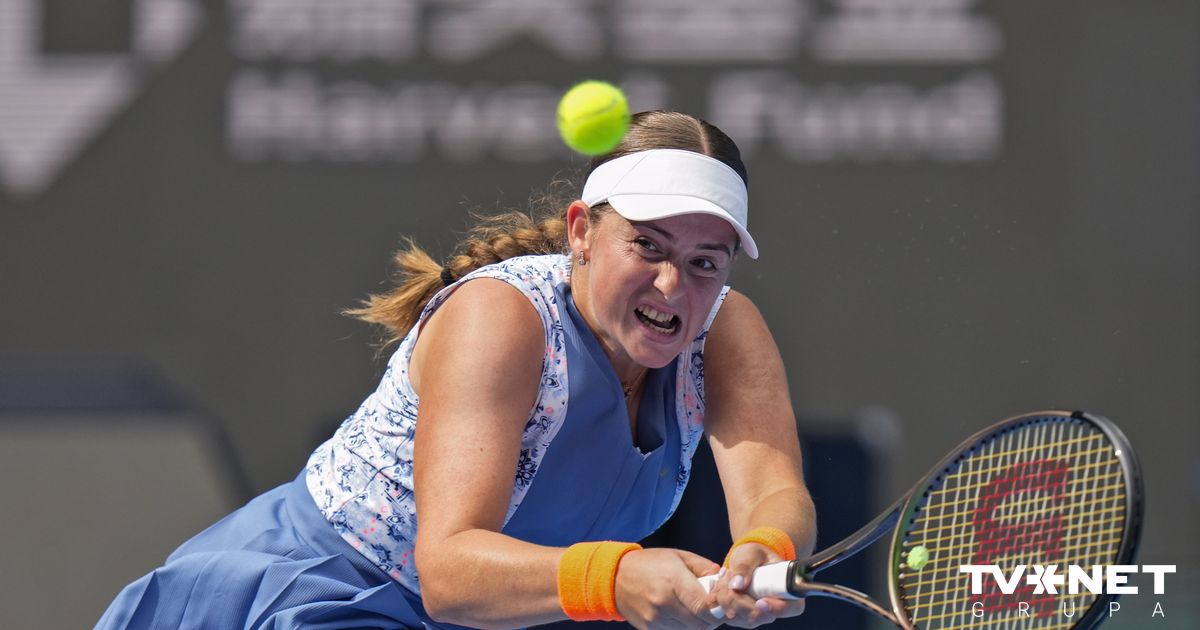 Ostapenko apstājas Pekinas "WTA 1000" turnīra ceturtdaļfinālā