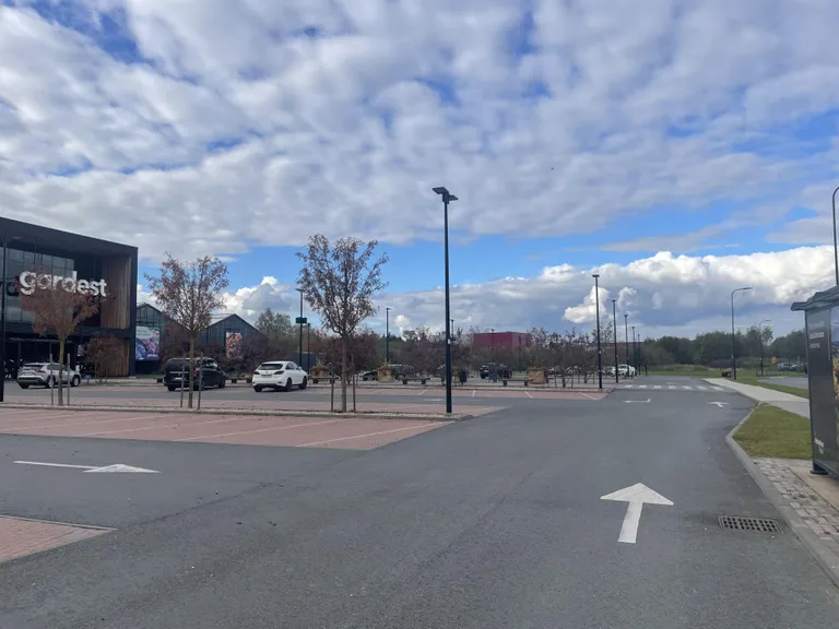 FOTOD Tartu linnaliinibussist leiti eaka mehe surnukeha