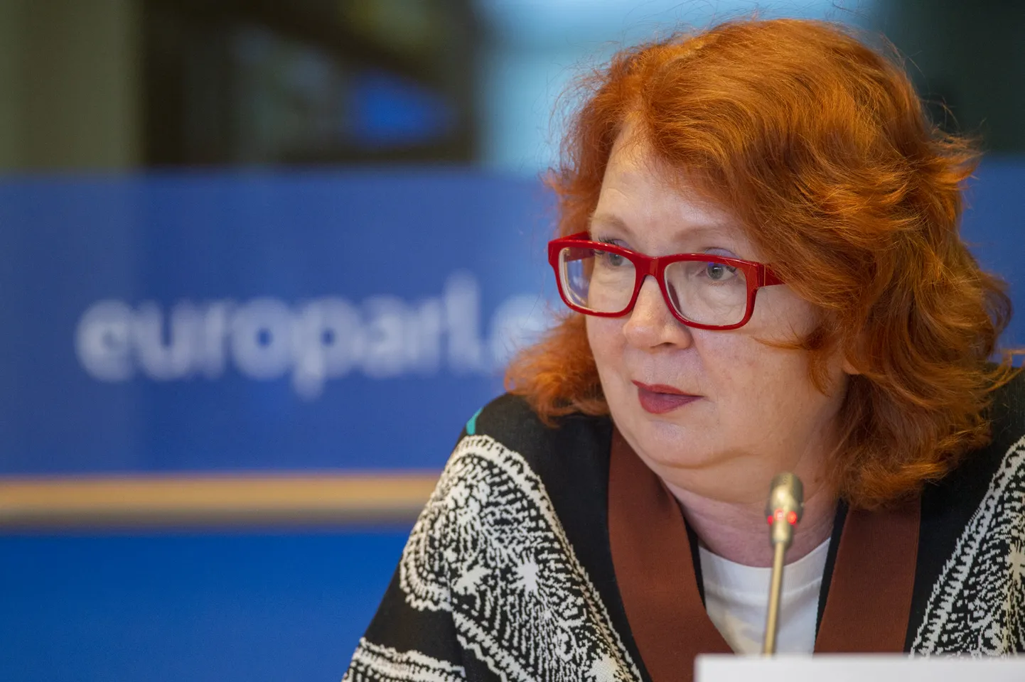 KUKU Jana Toom: on tunne, et Eestis otsitakse kriisi- või sõjaaegset ...