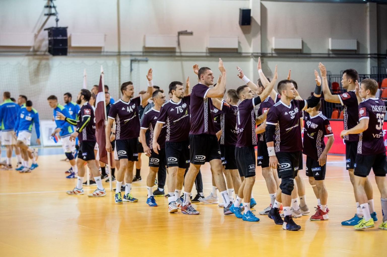 Latvijas handbolisti EČ kvalifikāciju sāk ar zaudējumu olimpiskajai ...